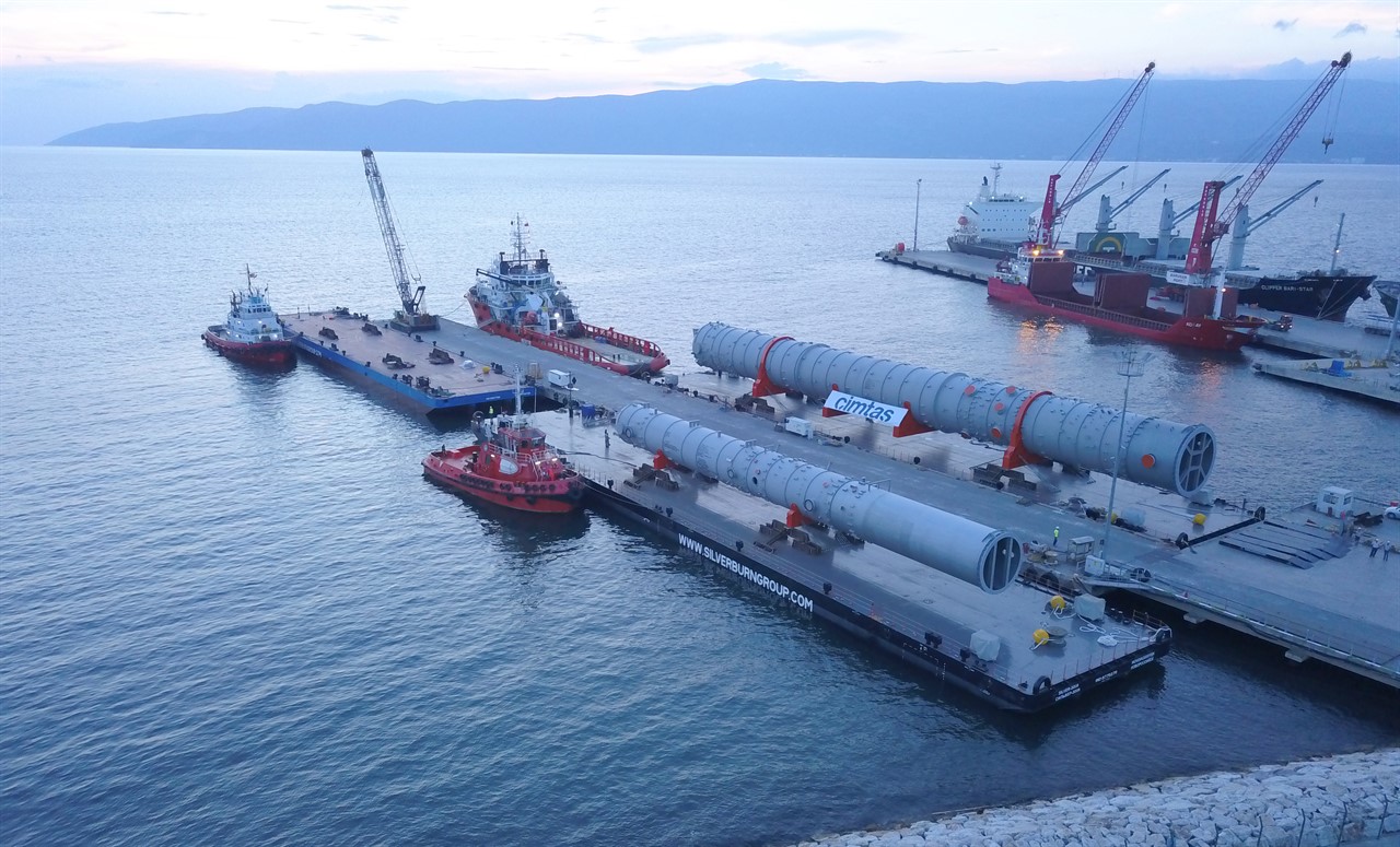 Work starts on a 9-barge contract with Bertling - Silverburn